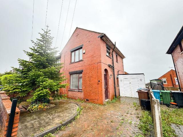 House at Thirlstone Avenue, Shaw