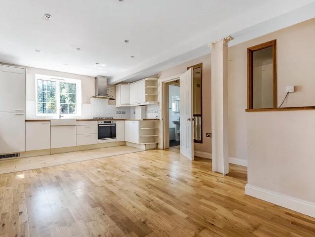 House at Timberland Close, Greater London