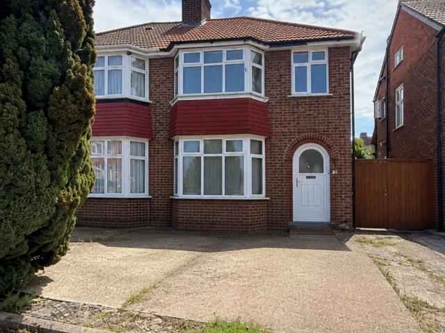 House at Tintern Avenue, Greater London