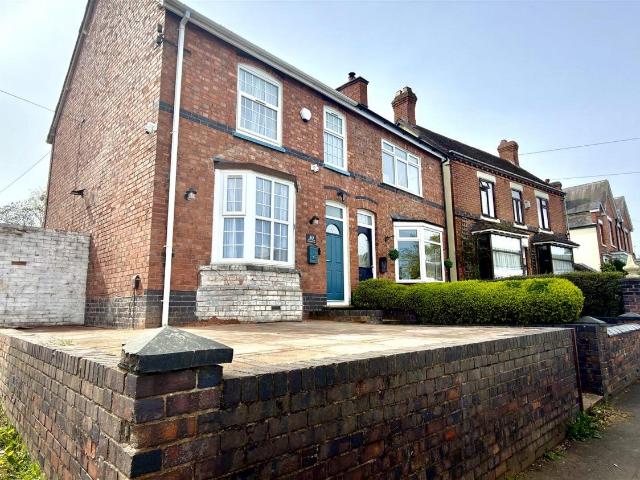 House at Tinkers Green Road, Tamworth