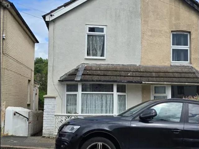 House at Totteridge Avenue, High Wycombe