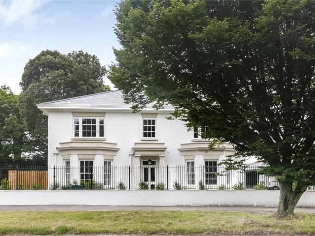 House at Totteridge Village, Greater London