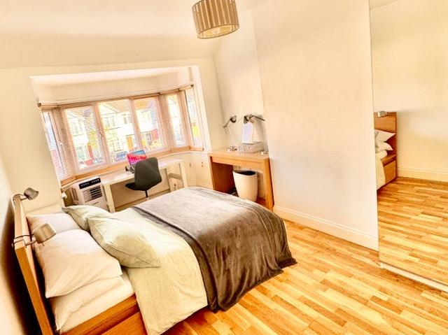 House at Towpath Way, Greater London
