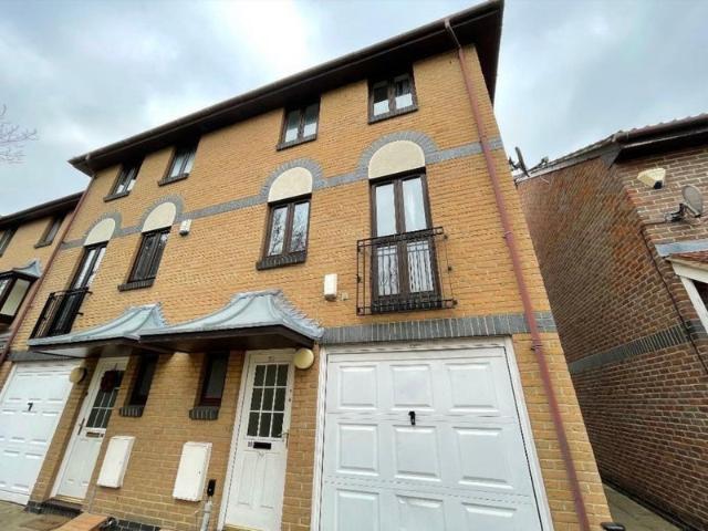 House at Transom Square, Greater London