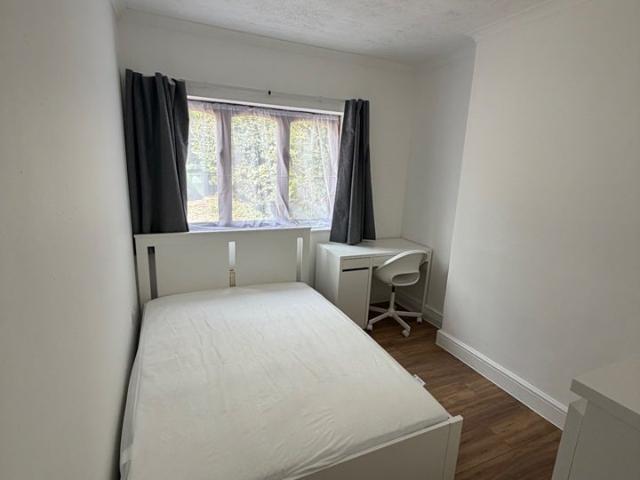 Room at Tremona Road, Southampton