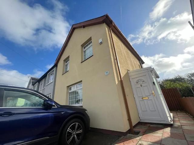 House at Tweedsmuir Road, Cardiff