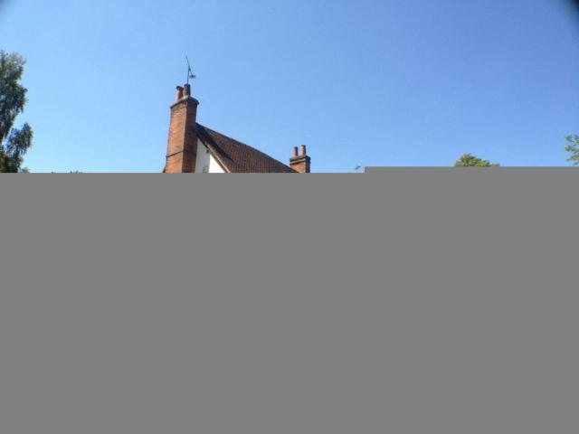 House at Tudor Drive, Hart