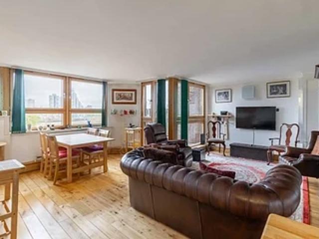 House at Upper Walk, Egham