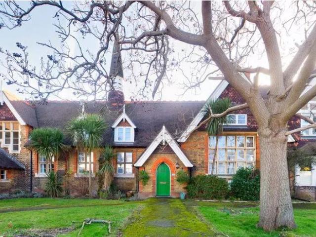 Apartment at Upper Wickham Lane, Greater London