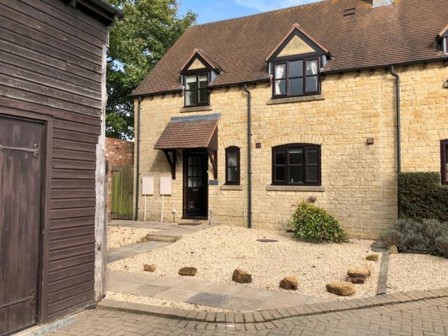 House at Upper End Court, Wychavon
