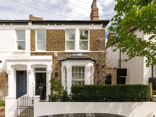 House at Ursula Street, Greater London