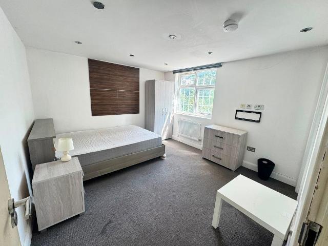 house at Uxbridge Road, Shepherds Bush, London, W12 9DT,England