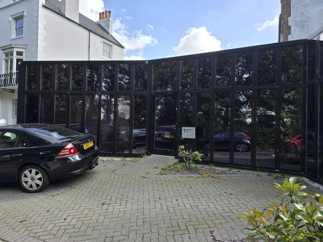 House at Vale Square, Thanet