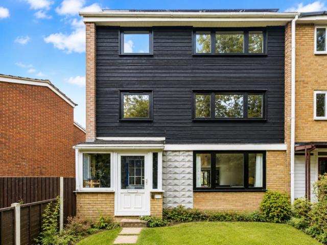 House at Valleyside, Dacorum