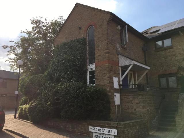 House at Vinegar Street, Greater London