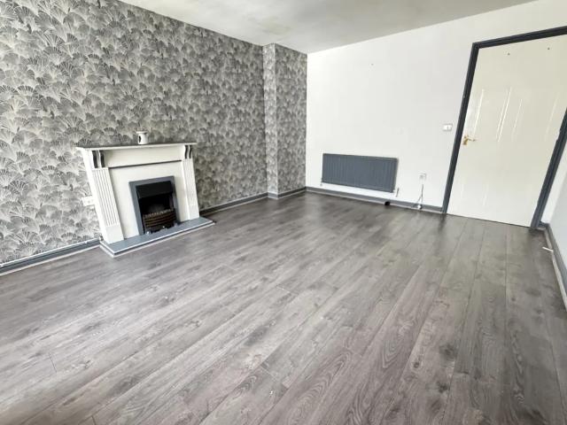 House at Viaduct Close, Rugby