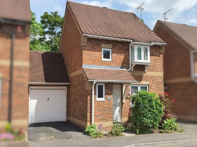 House at Victory Road, Greater London