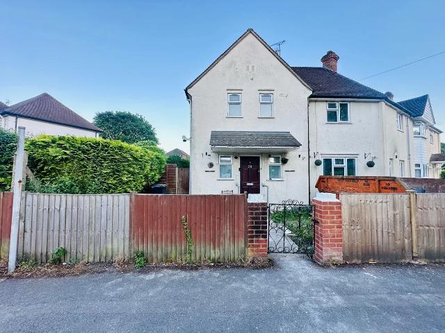 House at Victoria Road, Ascot