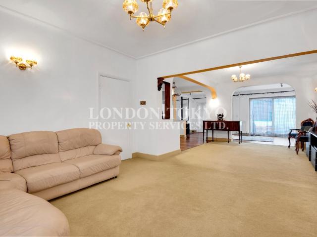 House at Walmington Fold, Greater London