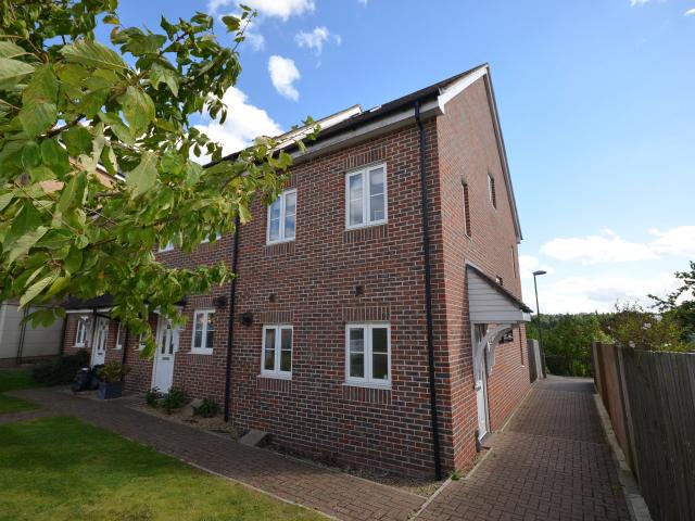 House at Warren Close, Waverley