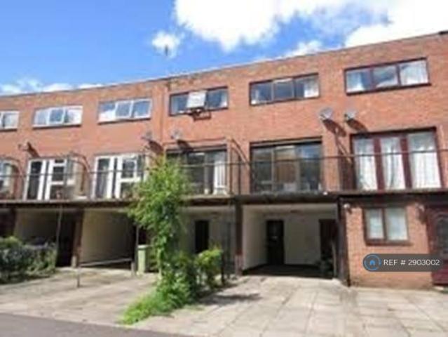House at Waterside, Milton Keynes