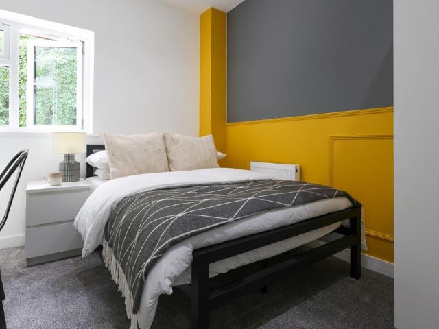 House at Wavell Way, Winchester