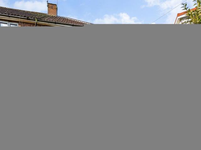 House at Wavell Way, Winchester