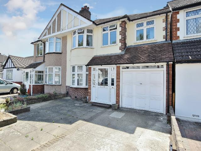 House at Waverley Avenue, Greater London