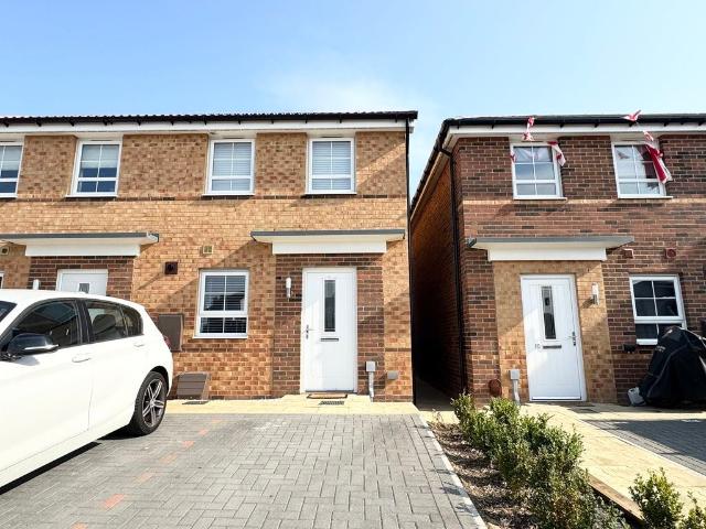 House at Weightman Close, New Waltham