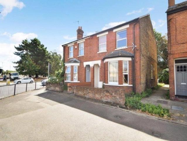 House at Wellington Street, Slough