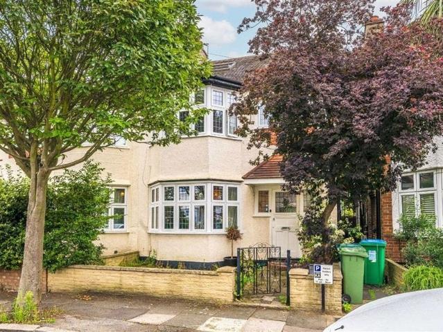 House at West Park Avenue, Greater London