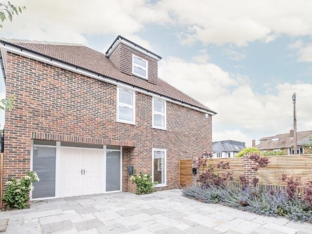 House at West Temple Sheen, Greater London