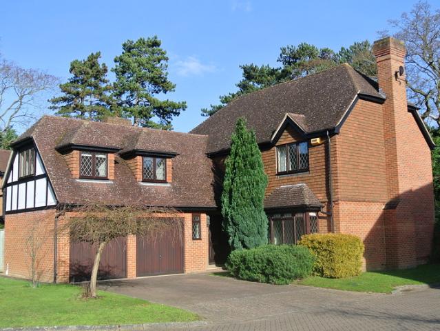 house at Weylands Park, Weybridge, KT13 0JL