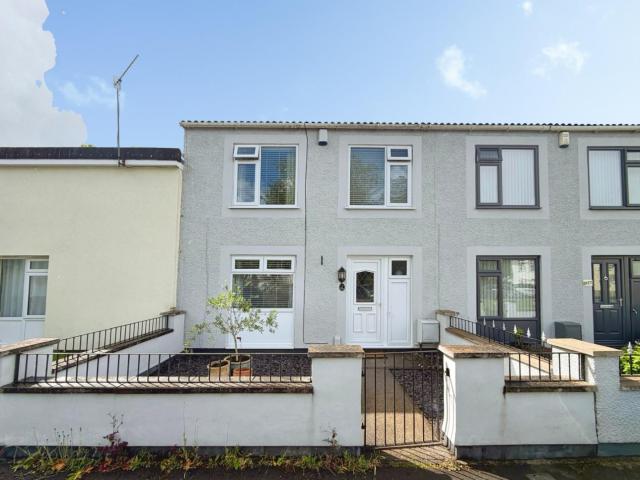 House at Wharnecliffe Gardens, Bristol