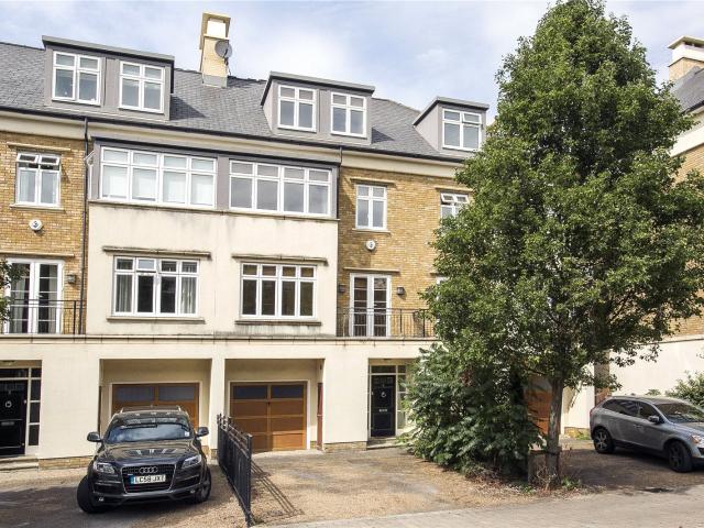 House at Whitcome Mews, Greater London