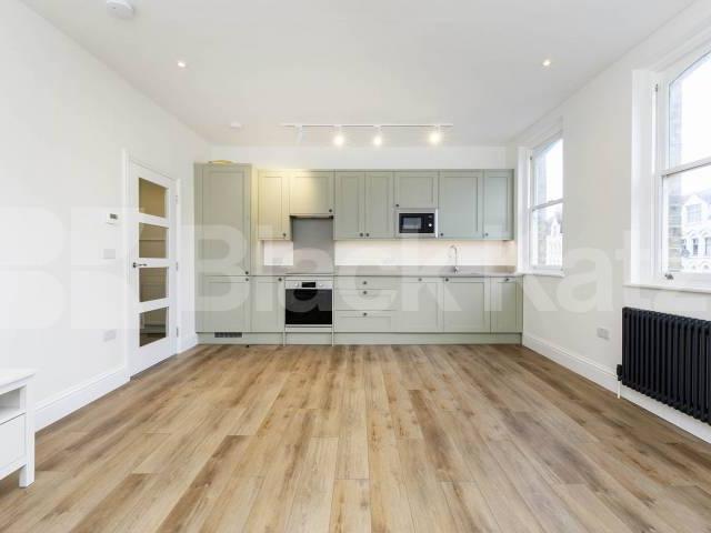 House at White Lion Street, Greater London