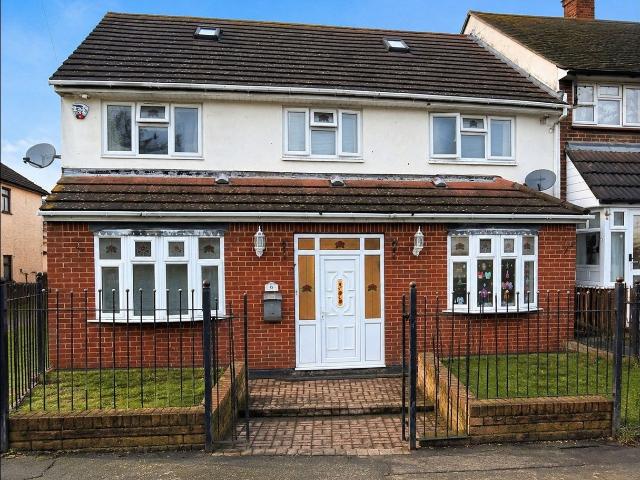 House at Wickford Drive, Greater London