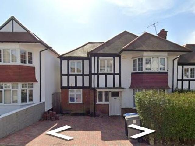 House at Wickliffe Gardens, Greater London