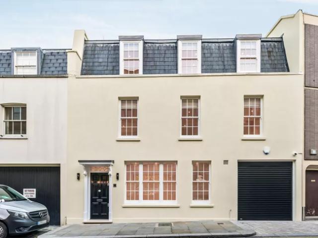 House at Wilton Crescent, City of Westminster