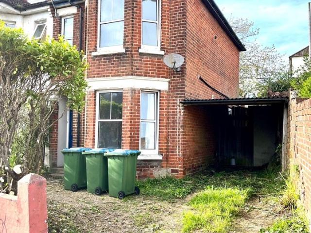 House at Wilton Avenue, Southampton