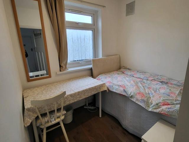 Room at Wilverley Crescent, Greater London