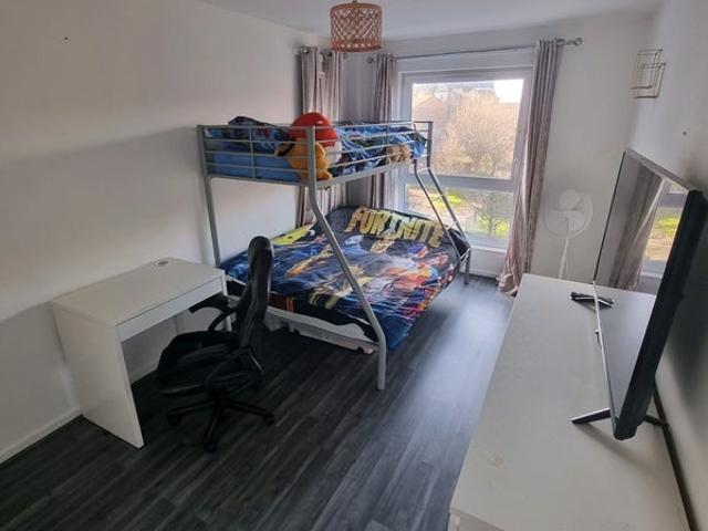 Room at Wild's Rents, Greater London