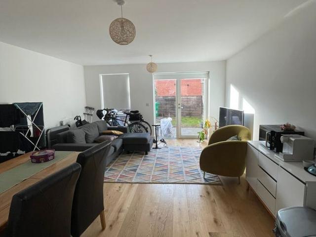 House at Wilford Crescent East, Nottingham