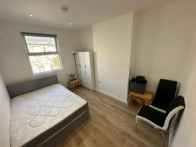 House at Willow Vale, Greater London