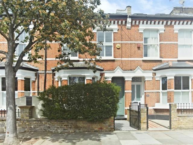 House at Wilna Road, Greater London