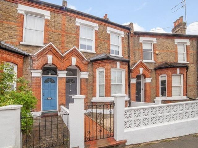 House at Wilna Road, Greater London