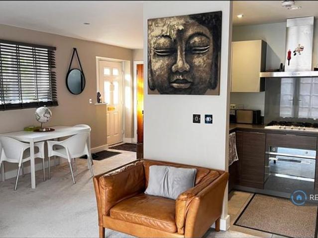 House at Woodcote Close, Hertsmere