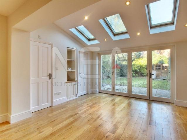 House at Woodcote Road, Reading