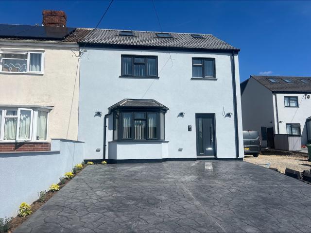 House at Woodhouse Close, Hortham