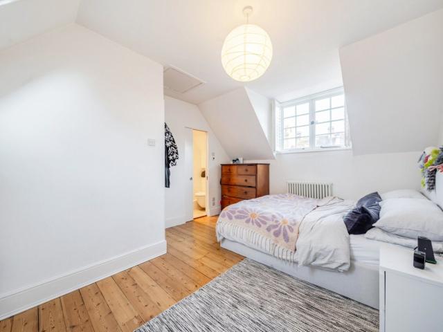 House at Woodland Crescent, Greater London